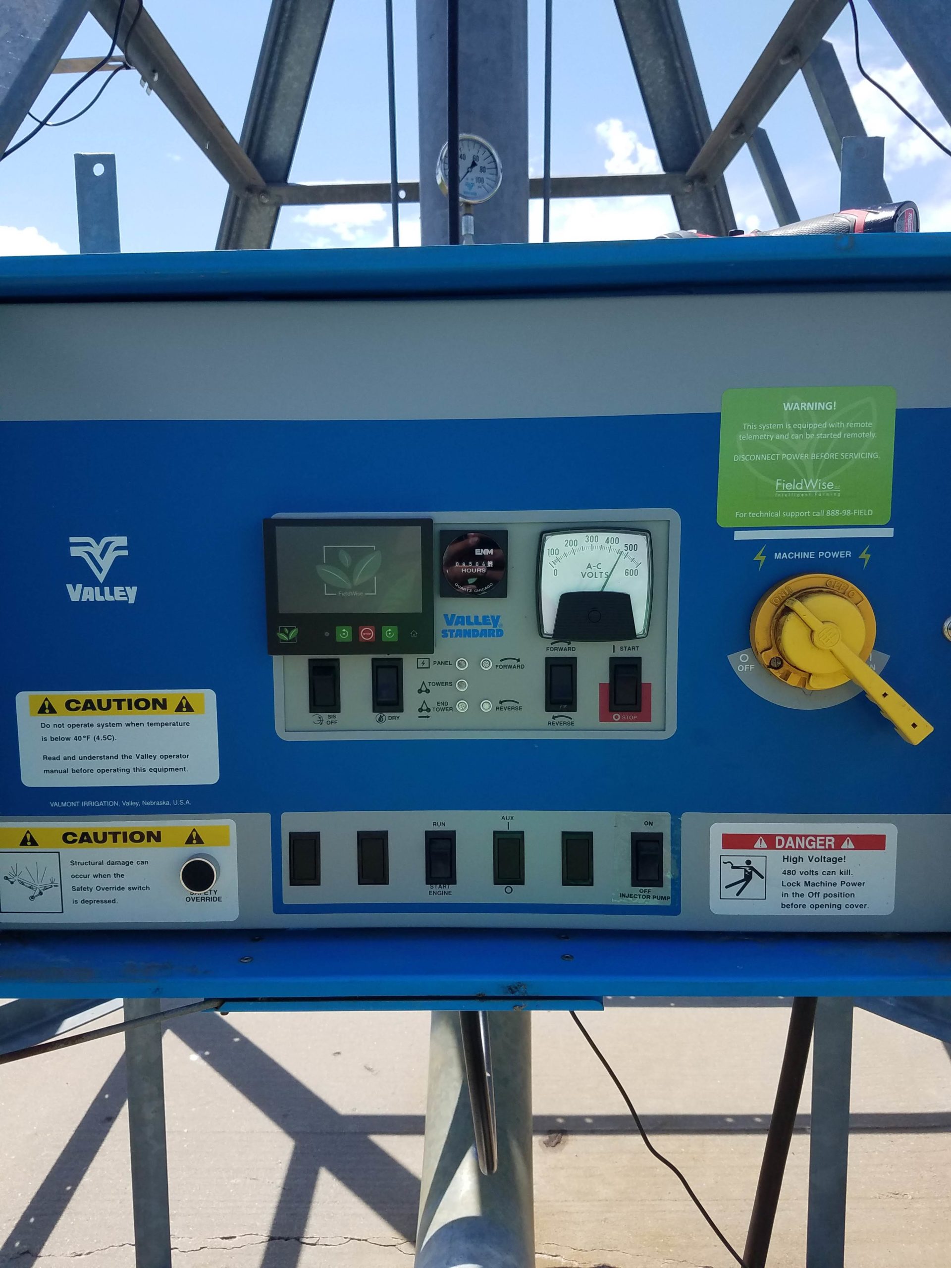 Universal Computer Panel - FieldWise